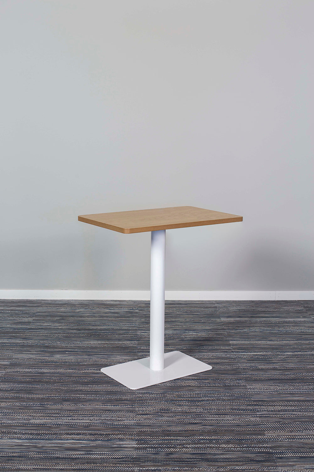 Bordet "No Pocket Table"